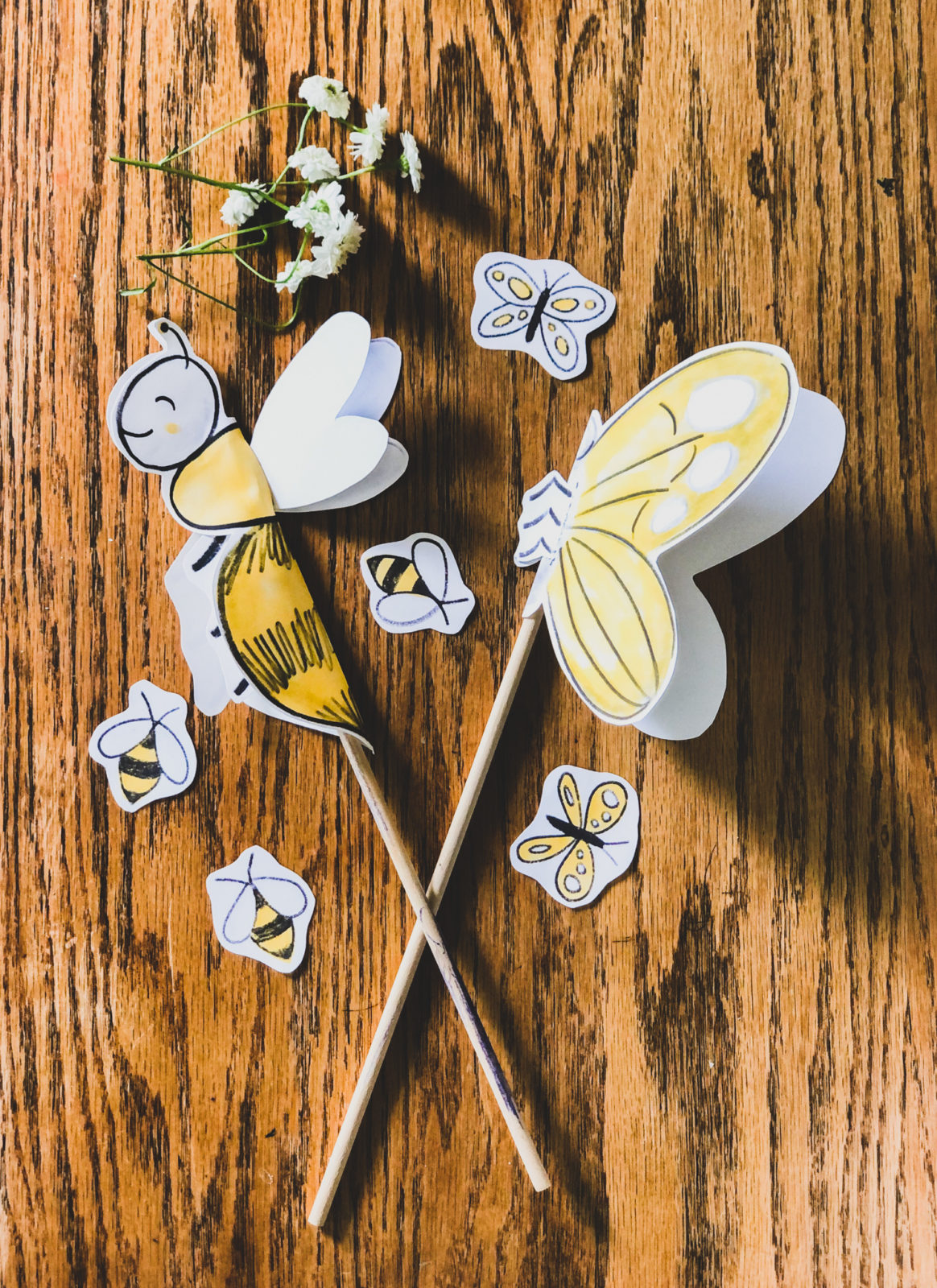 Bee & Butterfly Puppets | emmawalkercr.com